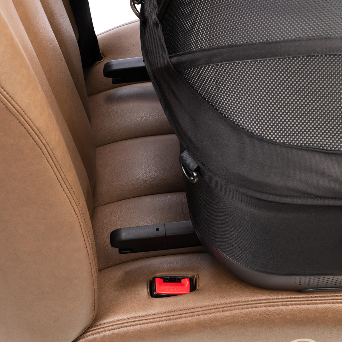 Tavo Pet Car Seat and Stroller Travel System Maeve™ iso + Roscoe™ – The ...